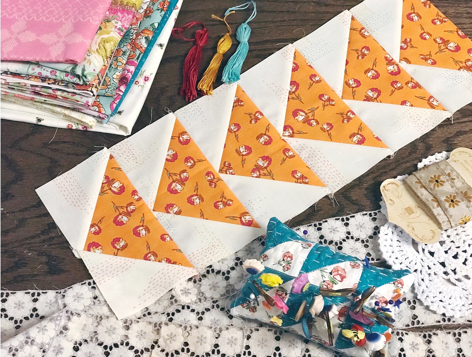 Anthologie - a boho patchwork quilt - Pattern 3: Flying Geese – Bari J ...